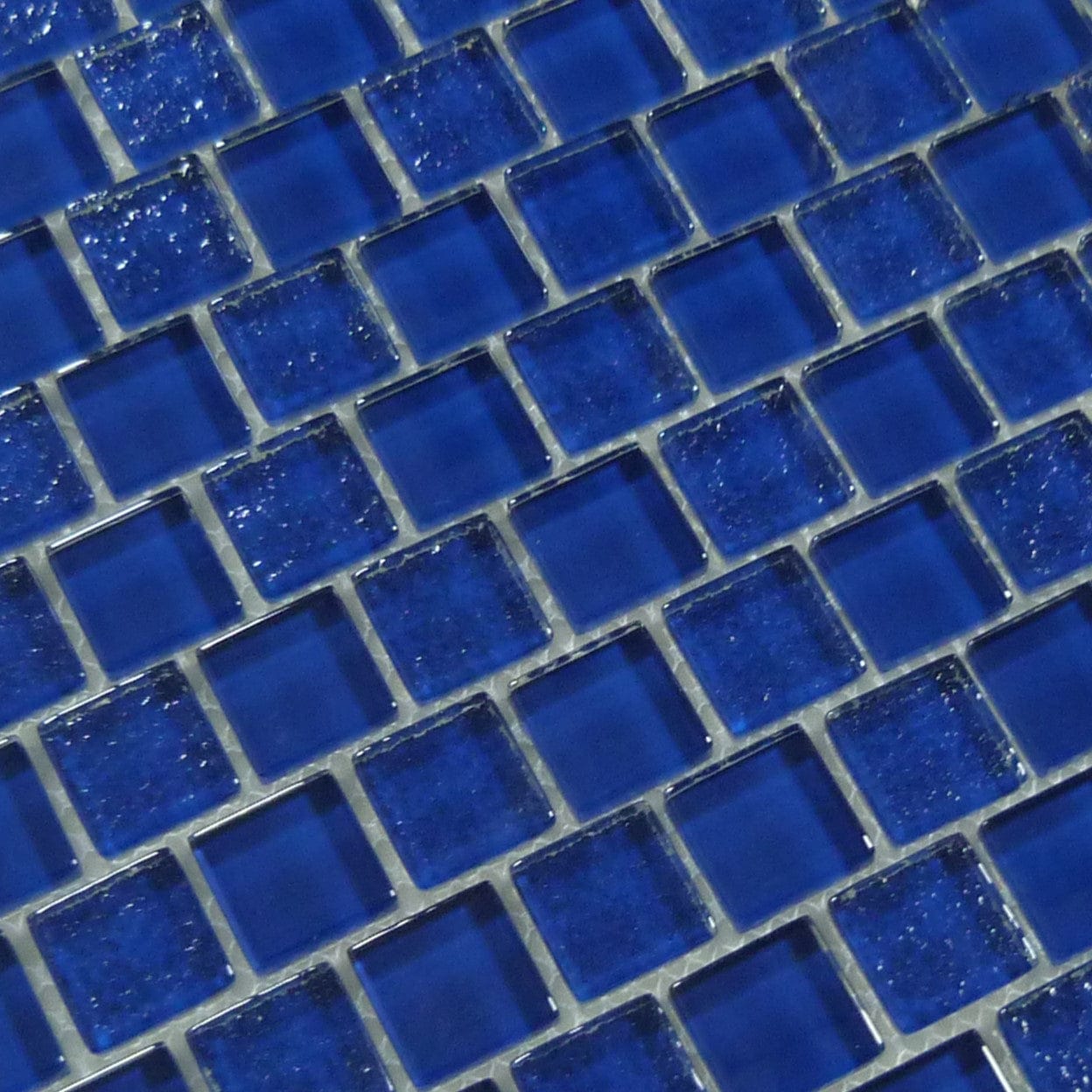 Serenity Blue 1x1 Offset Glass Tile | Oasis Tile