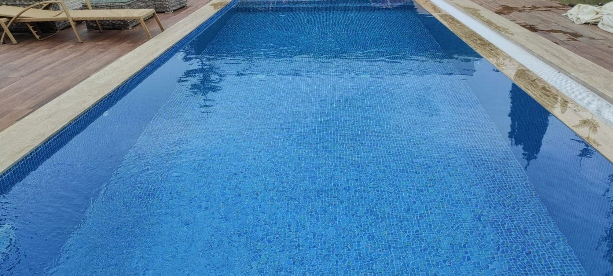 Planetarium Blue 2" x 2" Glossy & Iridescent Glass Pool Tile NPT009A