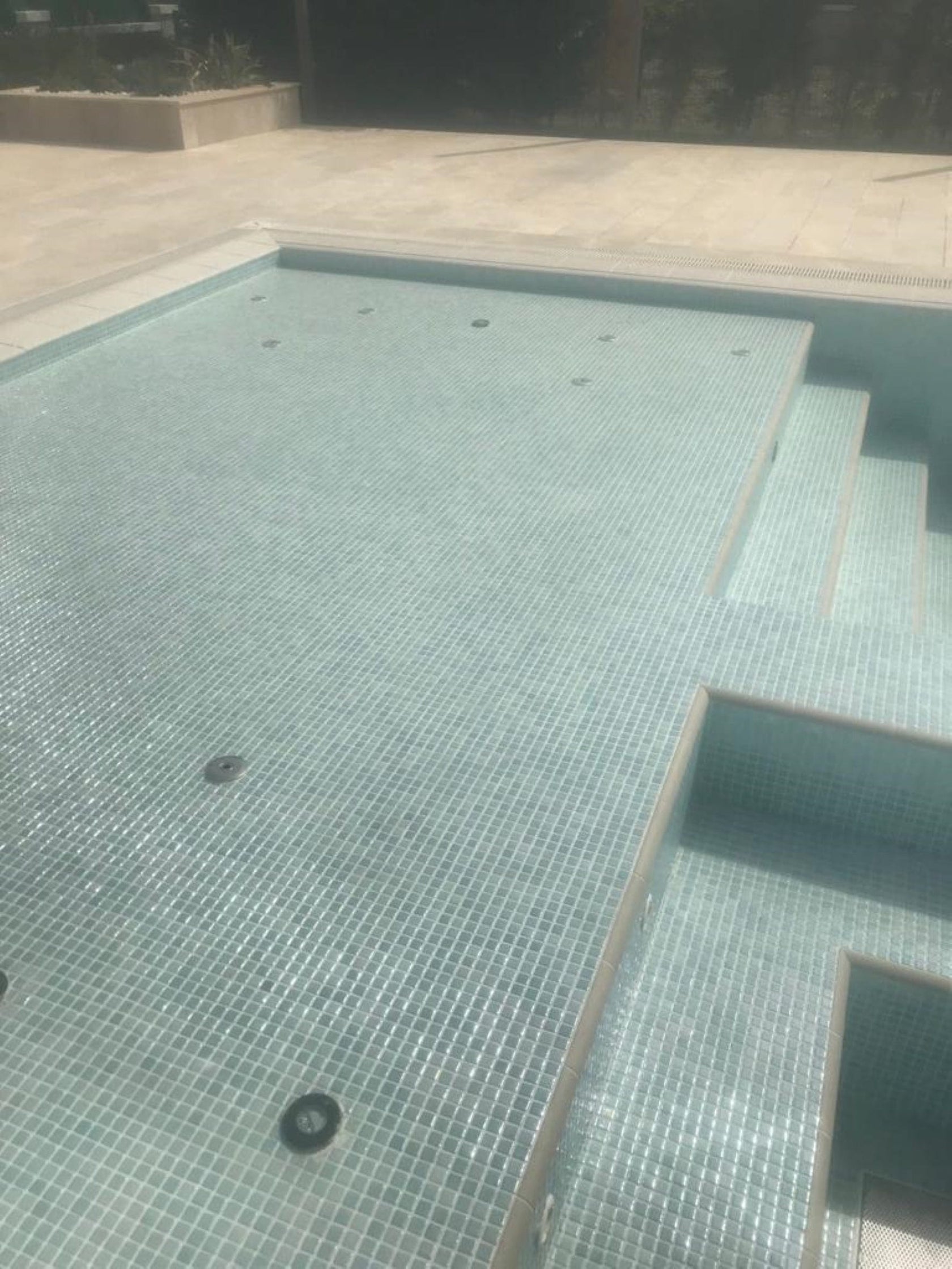 Sea Sprite Green Glossy & Iridescent Glass Pool Tile NPT006