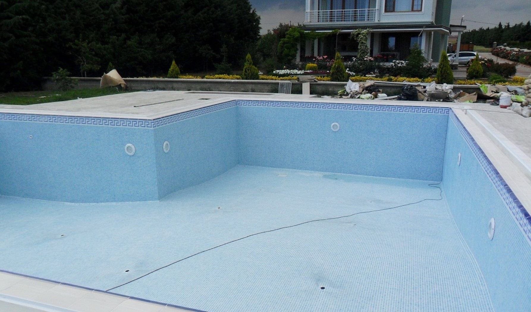 Songbird Blue Anti Slip Glossy Glass Pool Tile NPT001-AS